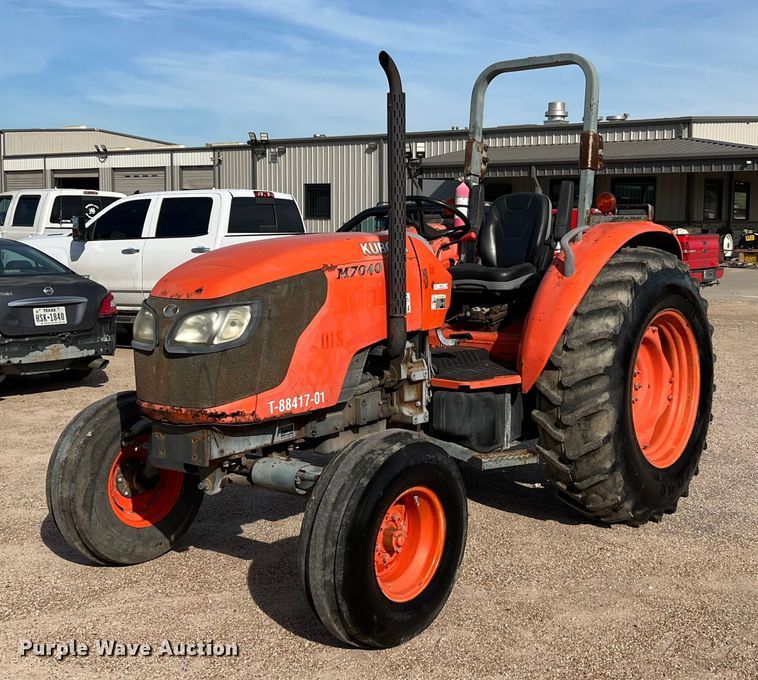 2007 Kubota M7040F tractor in Houston, TX | Item MH9978 sold | Purple Wave