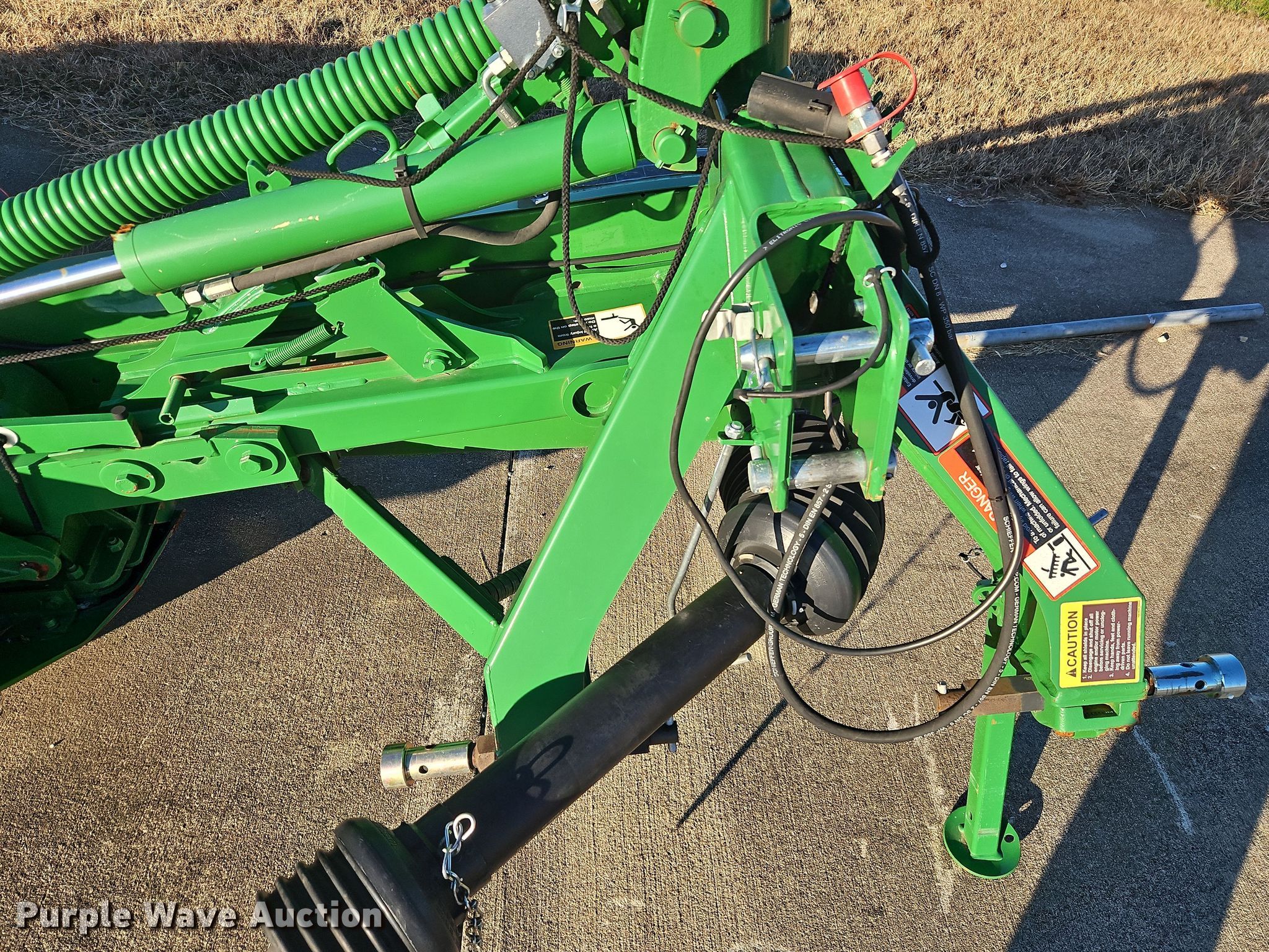 John Deere R280 disc mower in Blue Mound, KS | Item LB9665 for sale ...