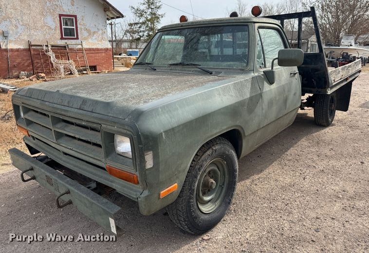 1990 Dodge D350 flatbed pickup truck in Canyon, TX | Item KI9187 sold ...