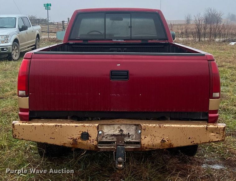 1990 Chevrolet K2500 pickup truck in Reading, KS | Item NN9309 for sale | Purple Wave
