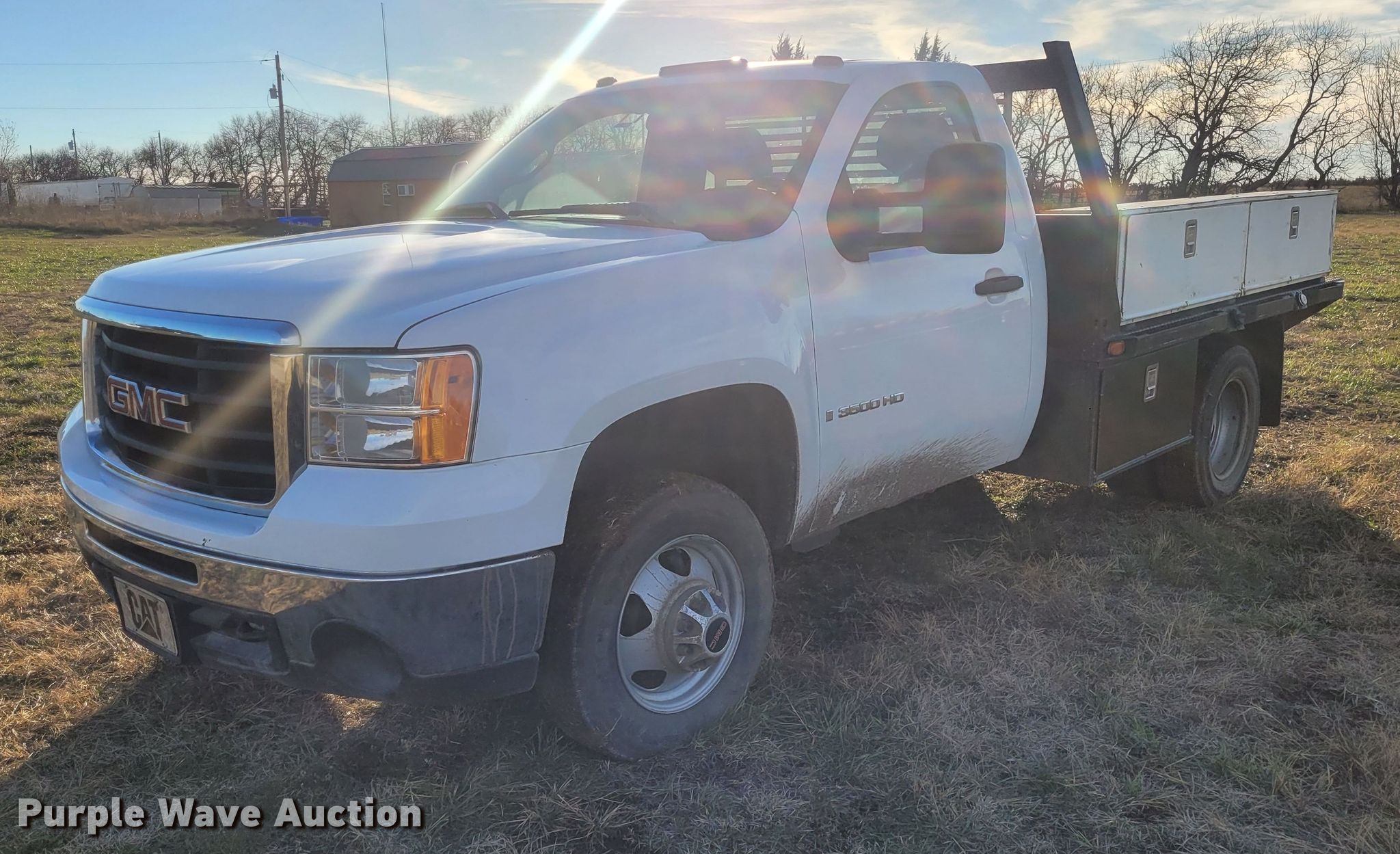 2009 GMC Sierra 3500HD flatbed pickup truck in El Dorado, KS | Item ...