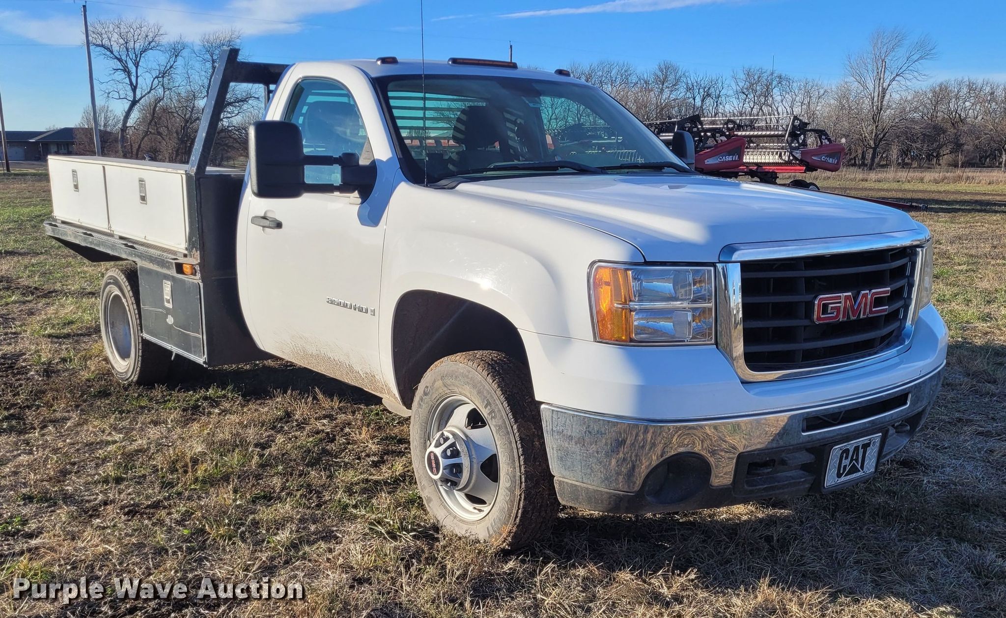 2009 GMC Sierra 3500HD flatbed pickup truck in El Dorado, KS | Item ...