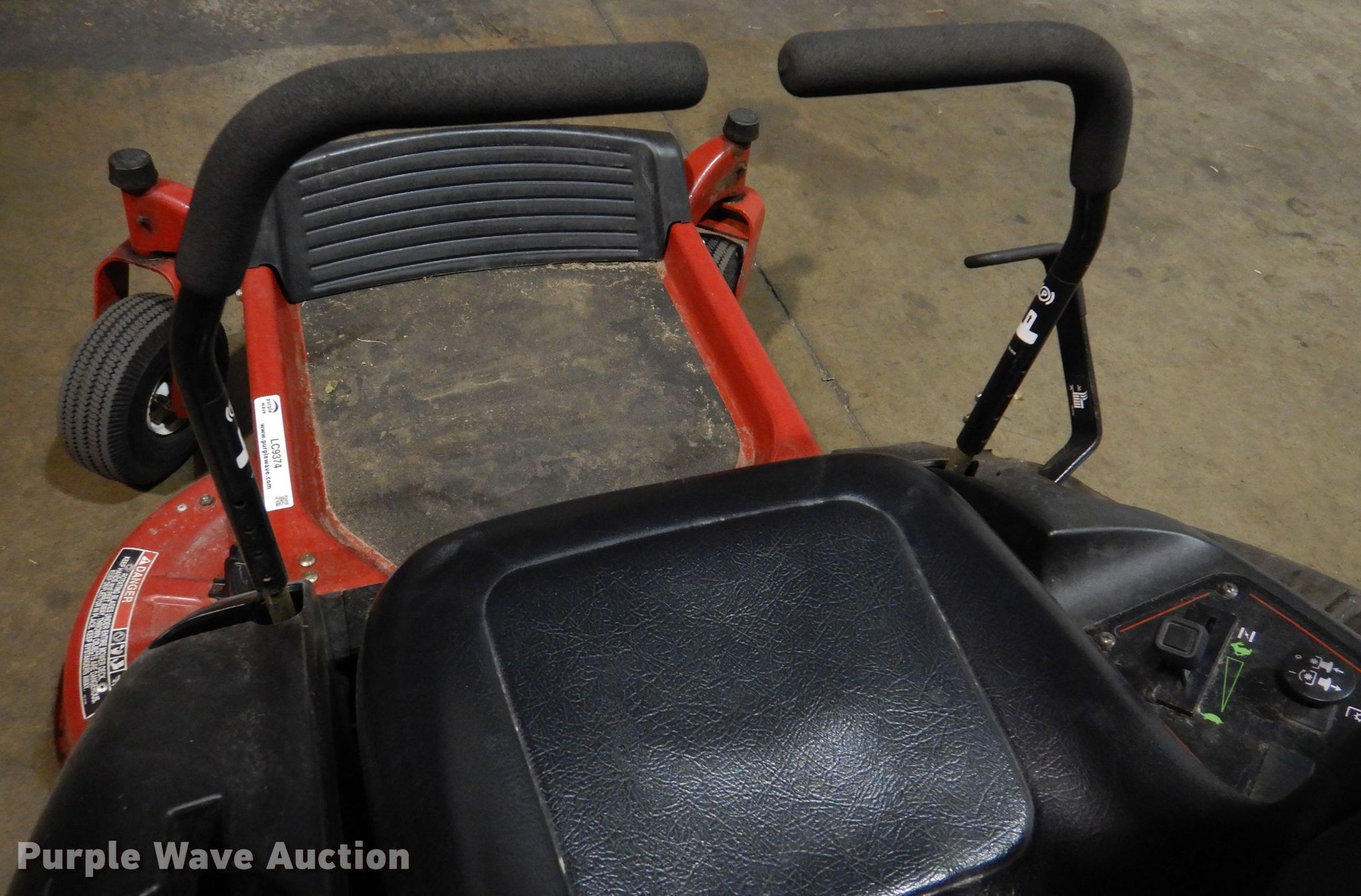 Toro 74301 ZTR lawn mower in Urbandale, IA | Item LC9374 for sale ...
