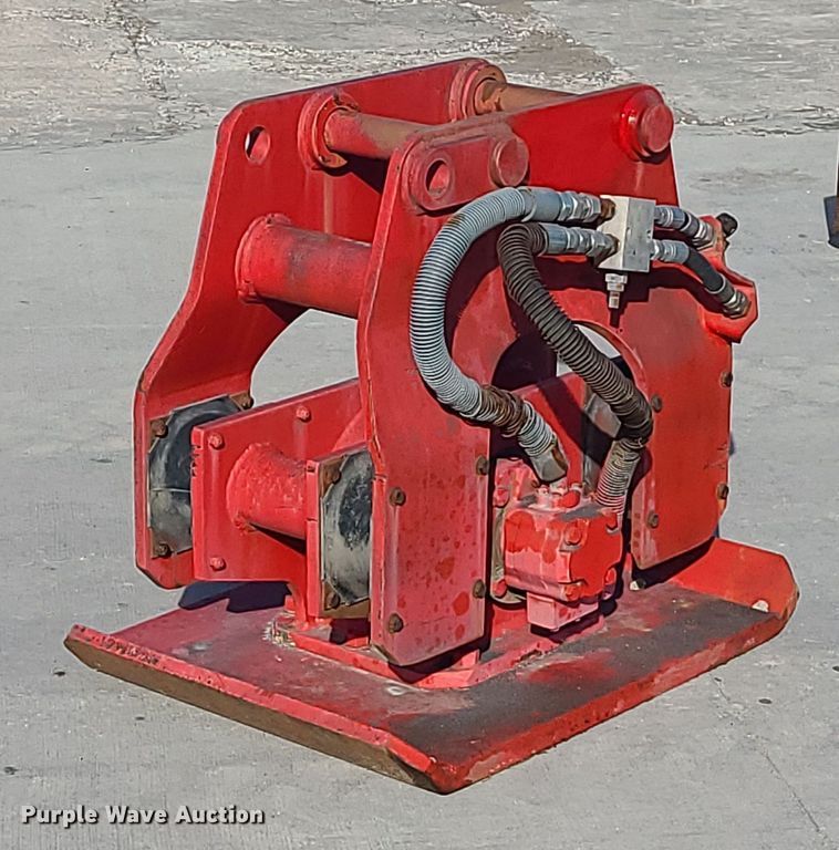 1997 Ho Pac 9700 excavator plate compactor in Liberty, MO | Item DK4158 ...