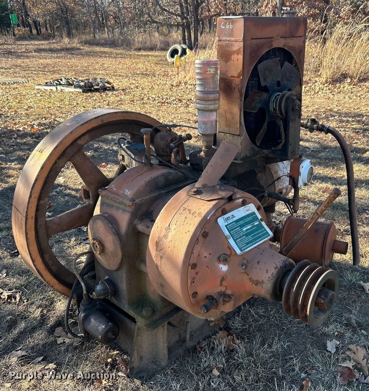 Arrow engine in Cleveland, OK | Item DN0532 sold | Purple Wave