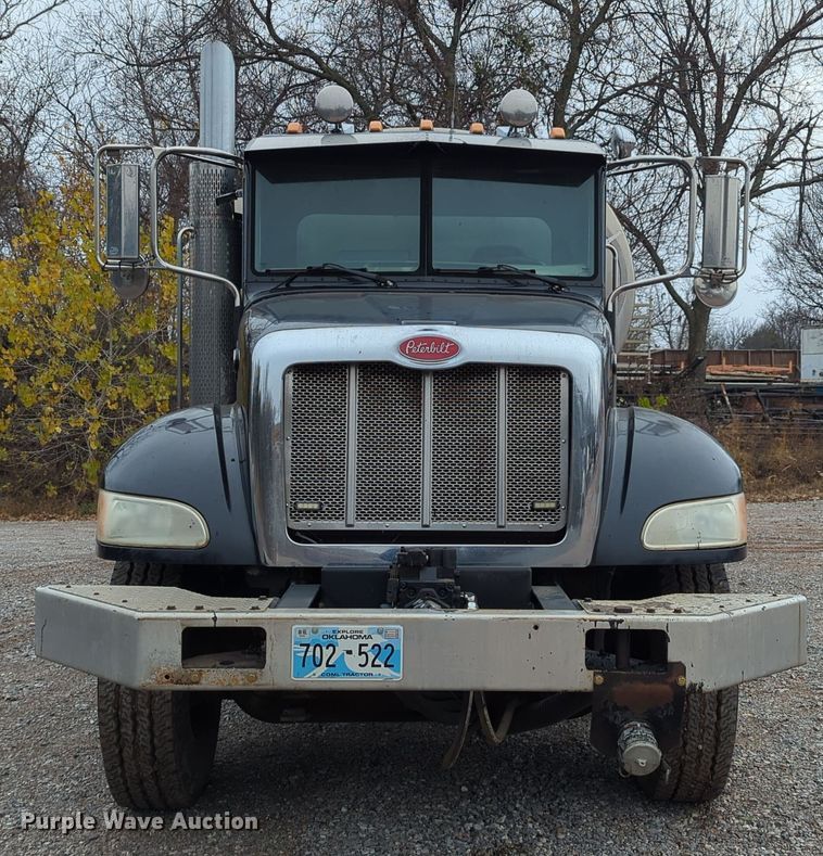2008 Peterbilt 340 oil distributor truck in Norman, OK | Item LY9491 ...