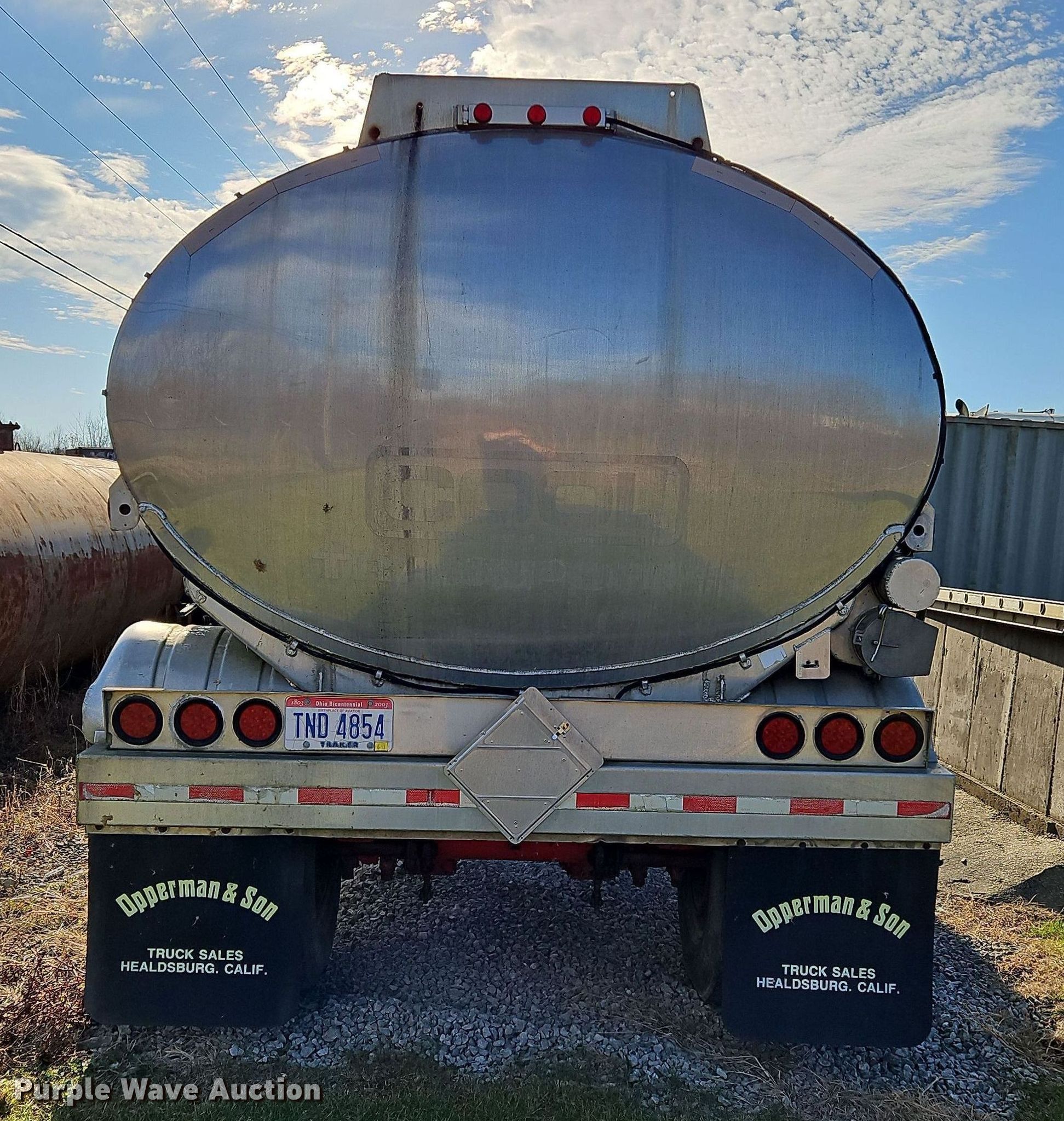 1981 Clough Equipment tank trailer in Mount Sterling, KY | Item OJ9704 ...