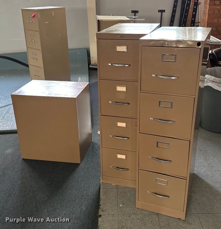 (5) filing cabinets in Cherokee, KS | Item OD9879 sold | Purple Wave