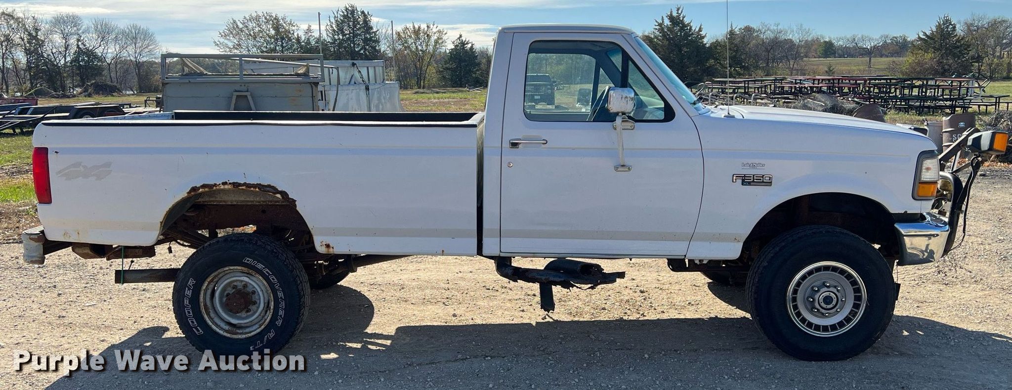 1996 Ford F350 pickup truck in Topeka, KS | Item OA9092 sold | Purple Wave