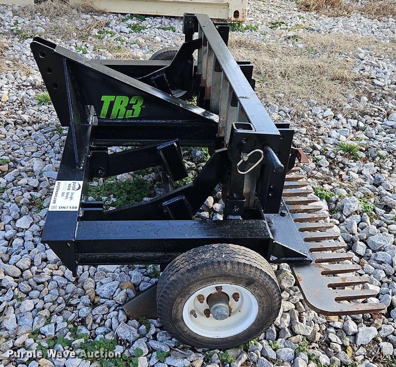 ABI TR3 rake in Pleasanton, KS | Item DN7180 for sale | Purple Wave