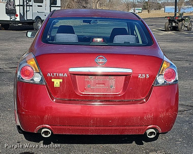 2008 Nissan Altima 2.5S in Manhattan, KS | Item DR5929 for sale ...