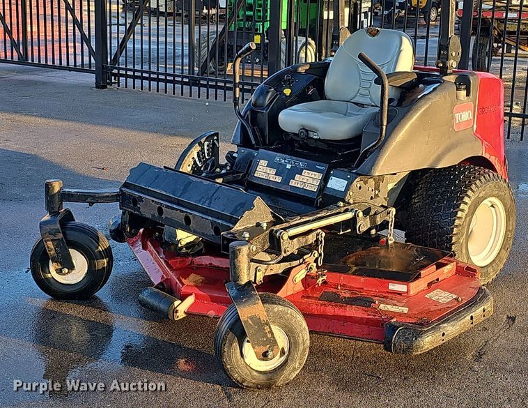 Toro Groundsmaster 7200 ZTR lawn mower in Waterloo, NE | Item IO9836 ...