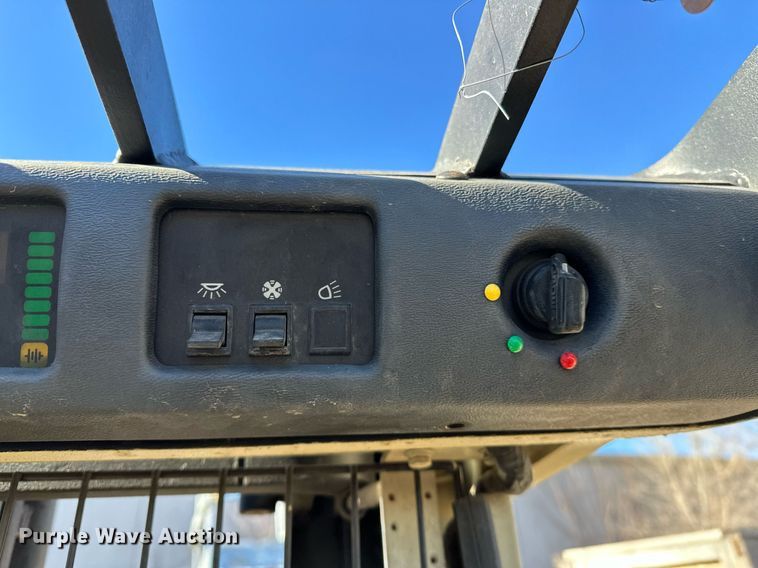 Crown RR3510-35 order picker in Oklahoma City, OK | Item LK9750 sold ...