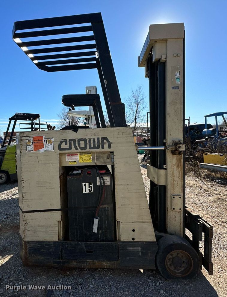 Crown 30RCTT order picker in Oklahoma City, OK | Item LK9752 sold ...