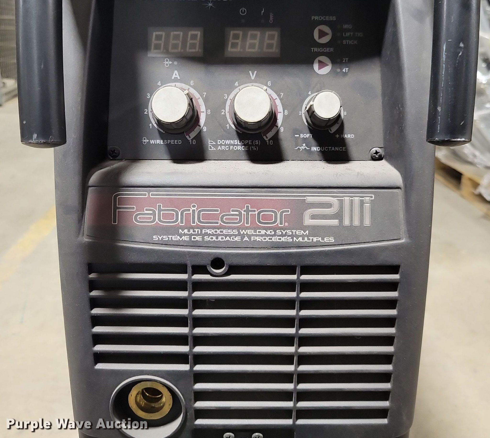 Thermal Arc Fabricator 211i welder in Des Moines, IA | Item LC9795 sold ...
