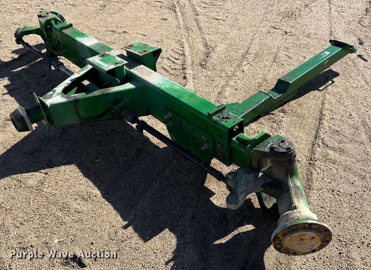 John Deere combine rear axle in Kinsley, KS | Item EK9975 sold | Purple Wave