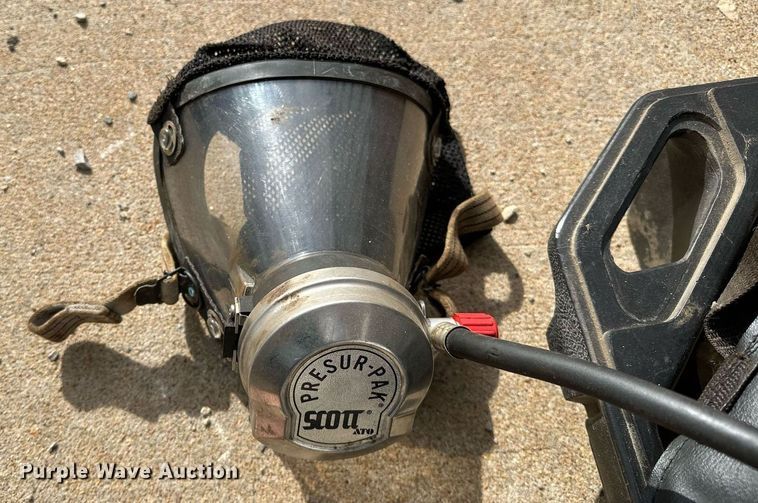 (2) Scott Air-Pak SCBA in Drumright, OK | Item OM9778 sold | Purple Wave