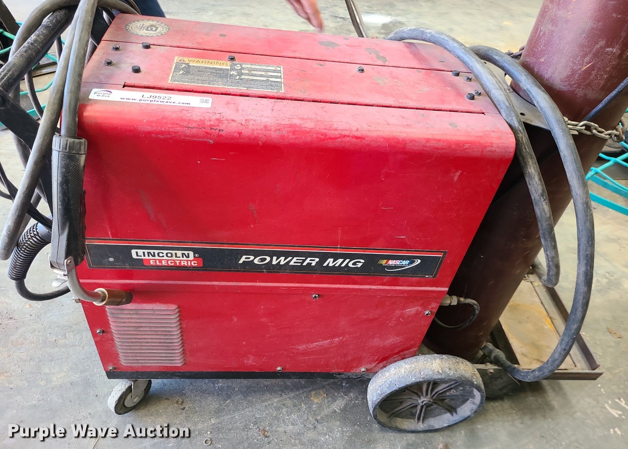 Lincoln Electric Power Mig 200 welder in Grain Valley, MO | Item LJ9522 ...
