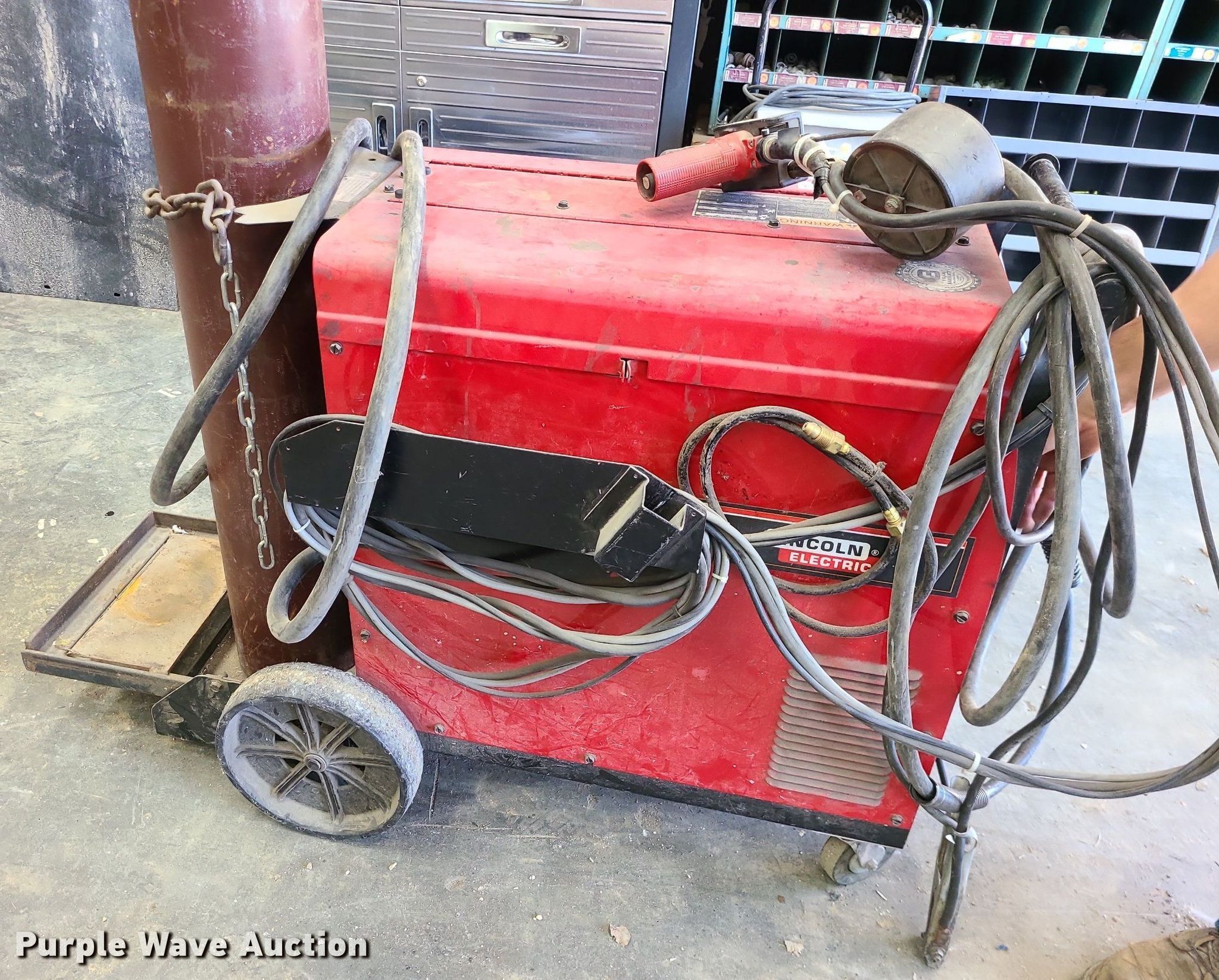 Lincoln Electric Power Mig 200 welder in Grain Valley, MO | Item LJ9522 ...