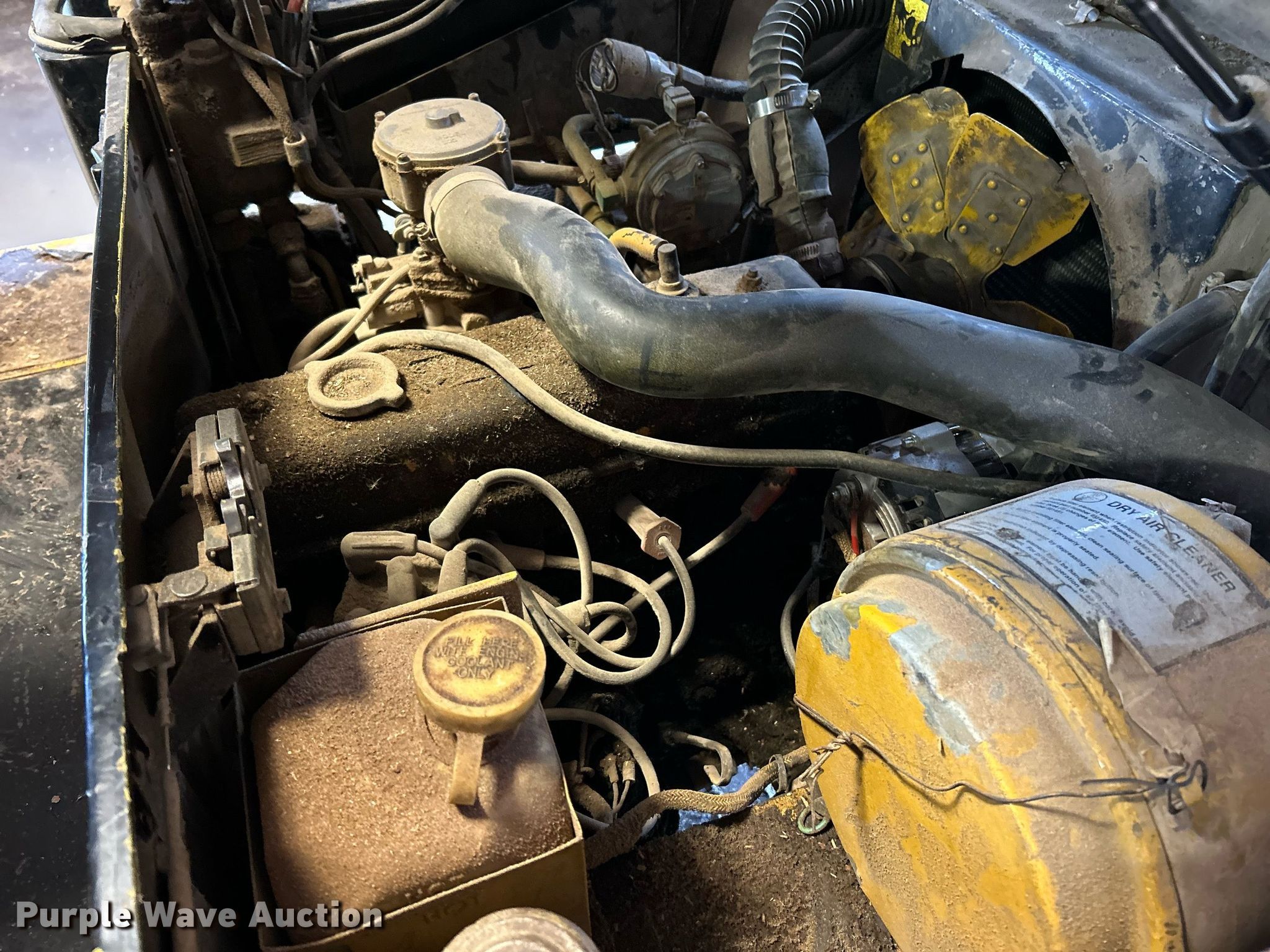 Daewoo G25S forklift in Curryville, MO | Item NE9745 sold | Purple Wave