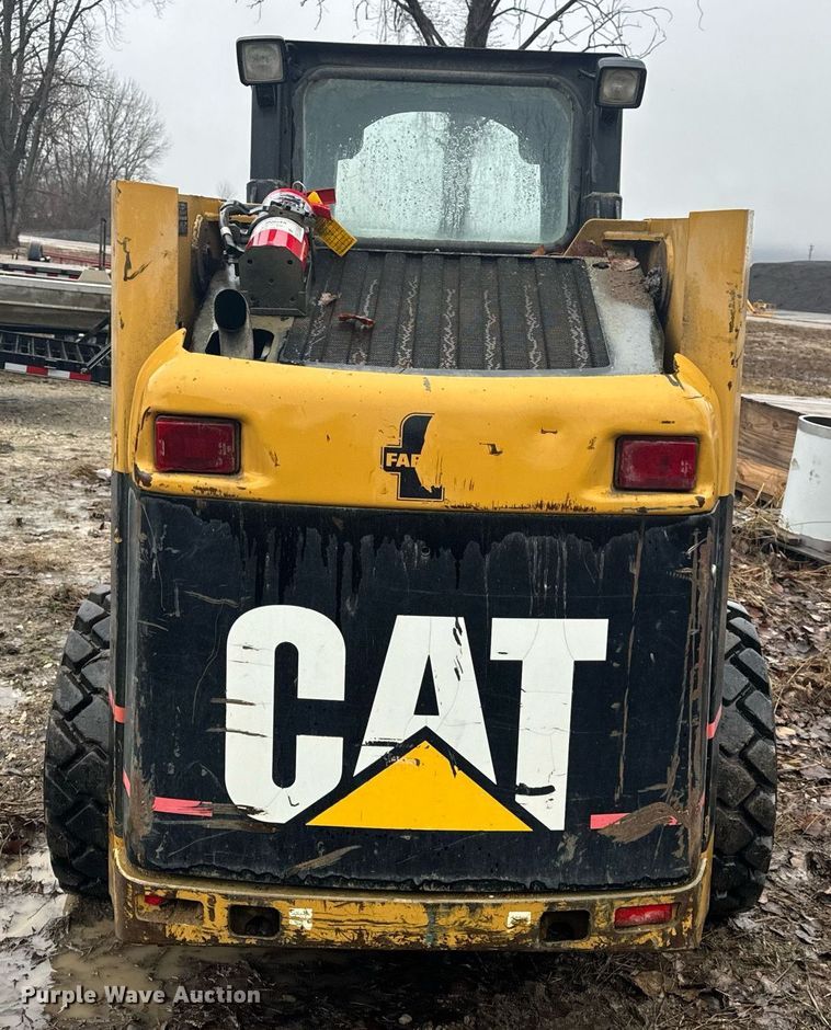 2007 Caterpillar 236B skid steer loader in Jefferson City, MO | Item ...