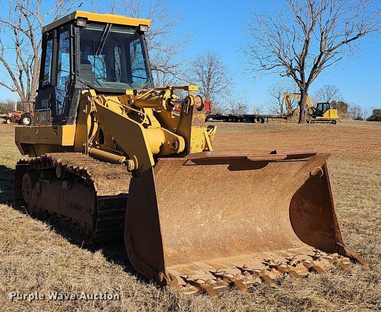 2002 Caterpillar 963C track loader in Omaha, AR | Item NP9373 sold | Purple Wave