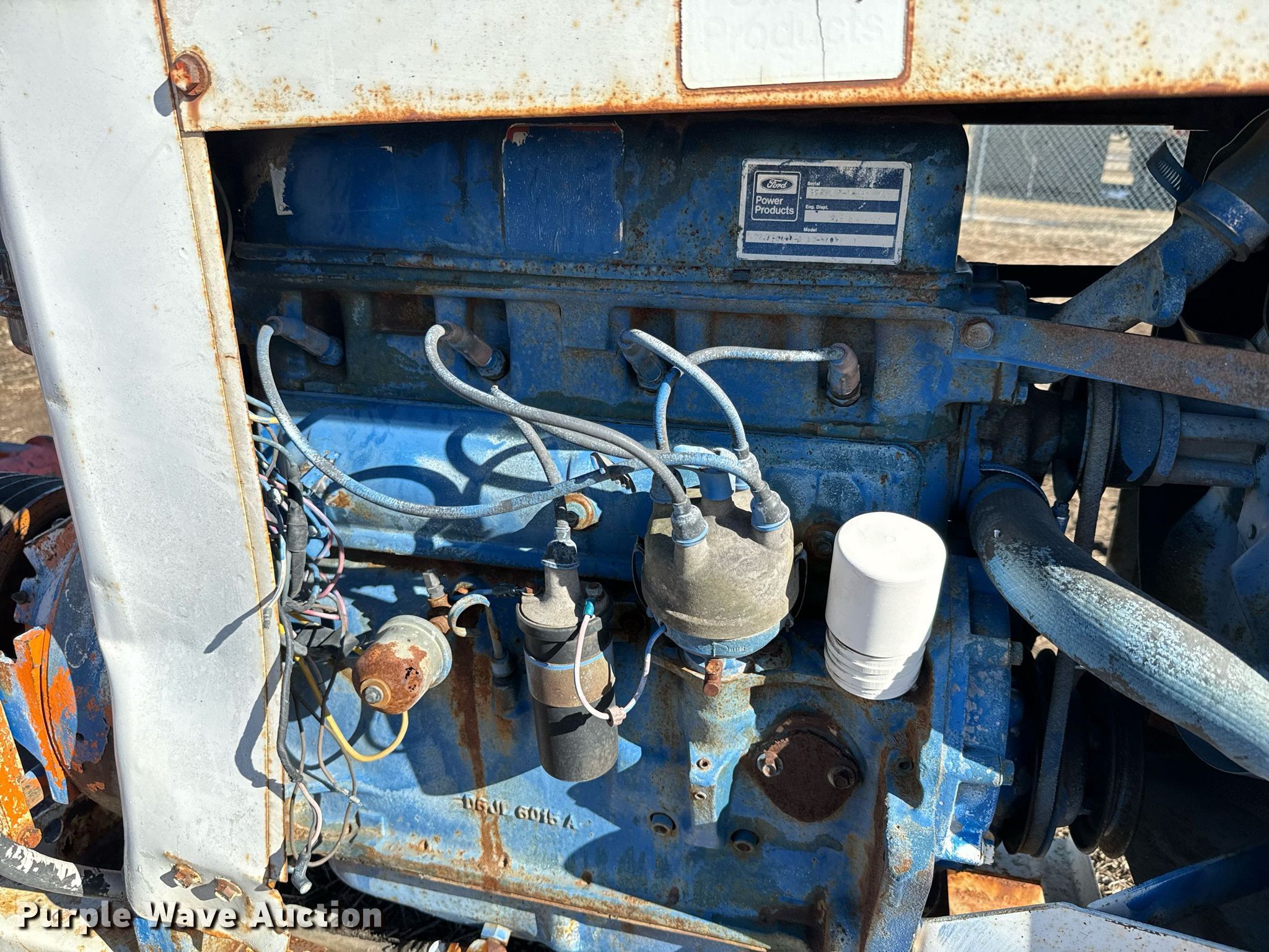 Ford power unit in Salina, KS | Item NN9377 for sale | Purple Wave