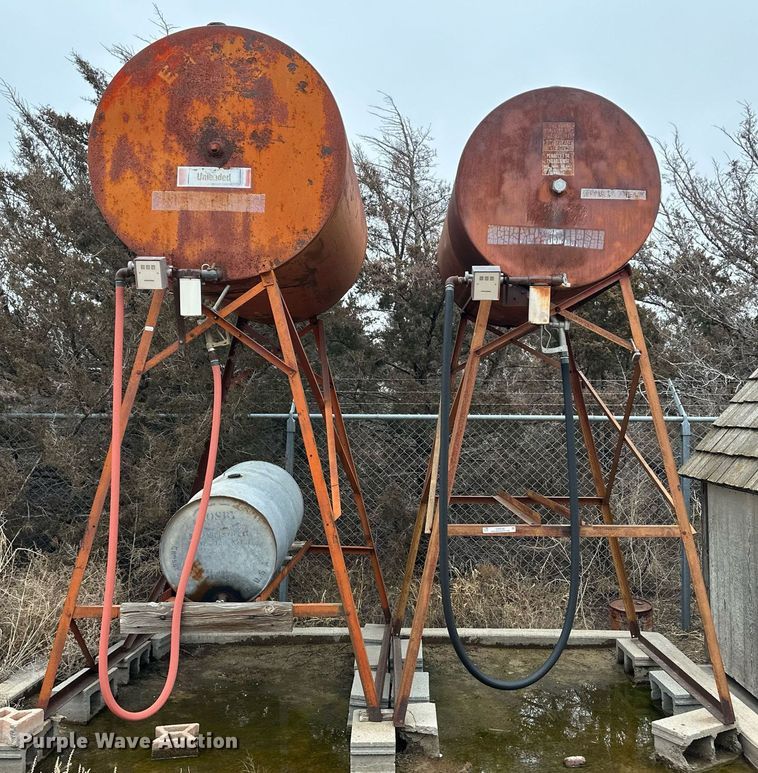 (2) fuel storage tanks in Garden City, KS | Item OA9530 sold | Purple Wave