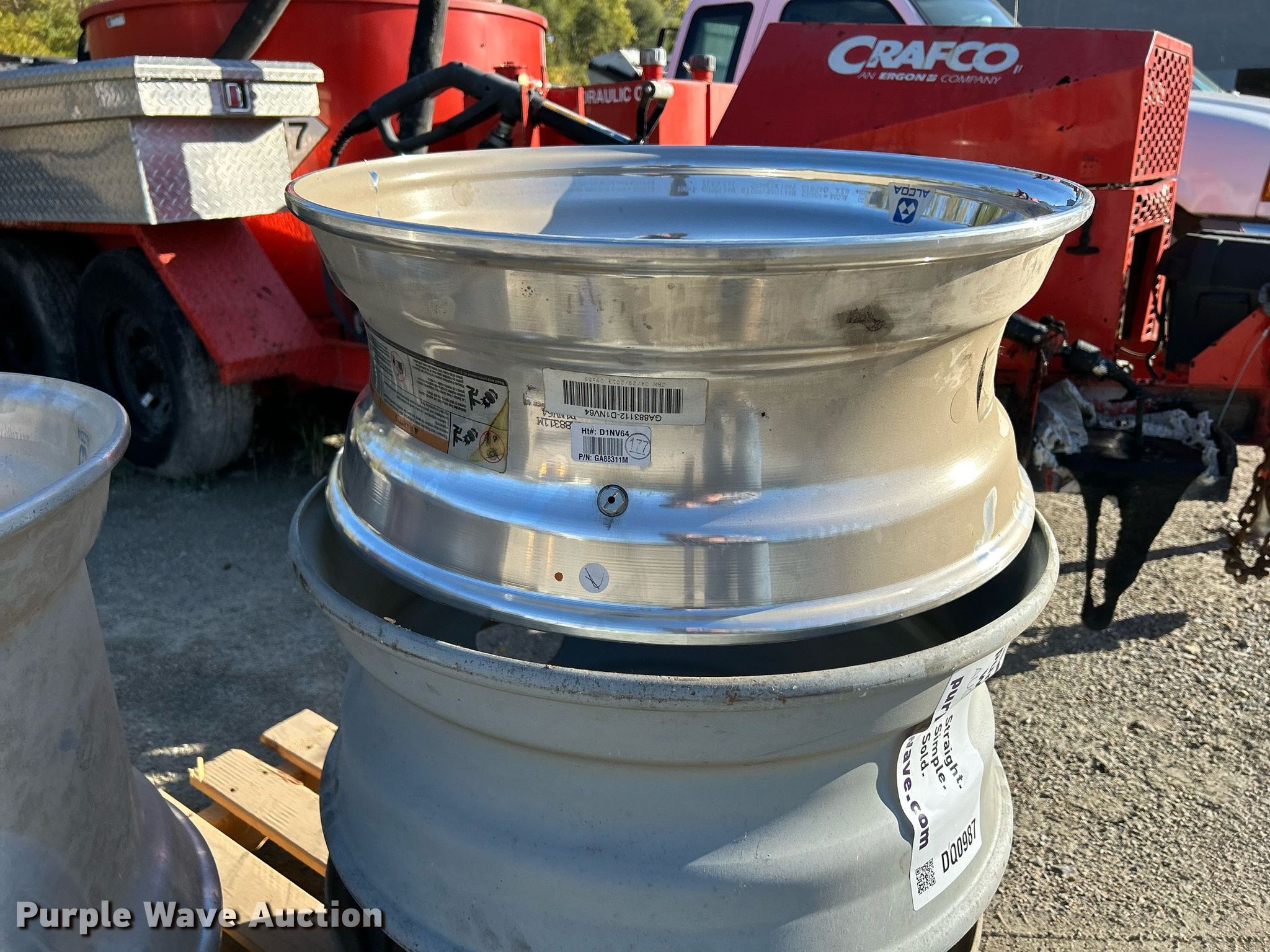 (6) wheels in Waterloo, IA | Item DQ0987 for sale | Purple Wave