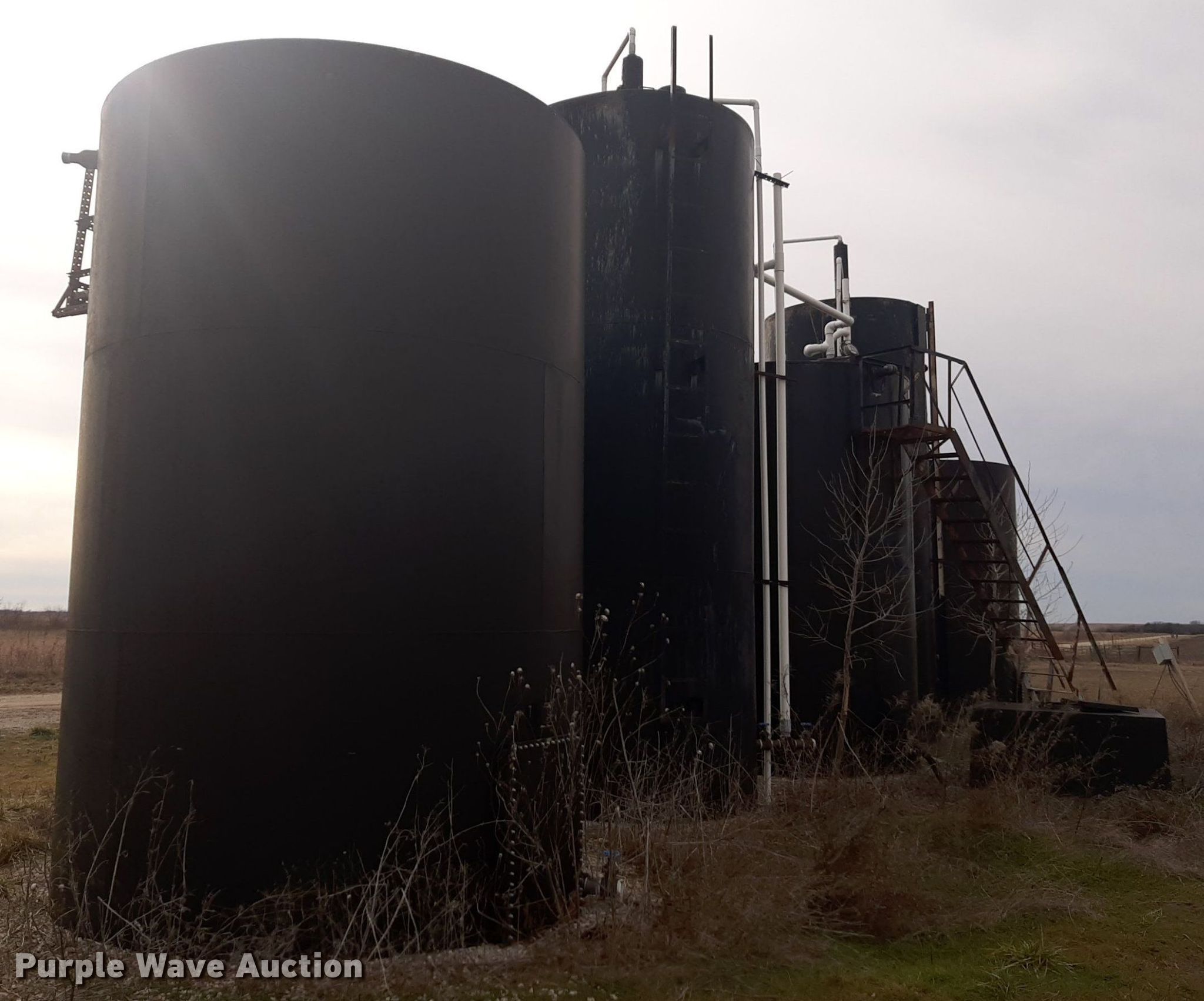 Oilfield equipment in Burlington, KS | Item DV9797 sold | Purple Wave