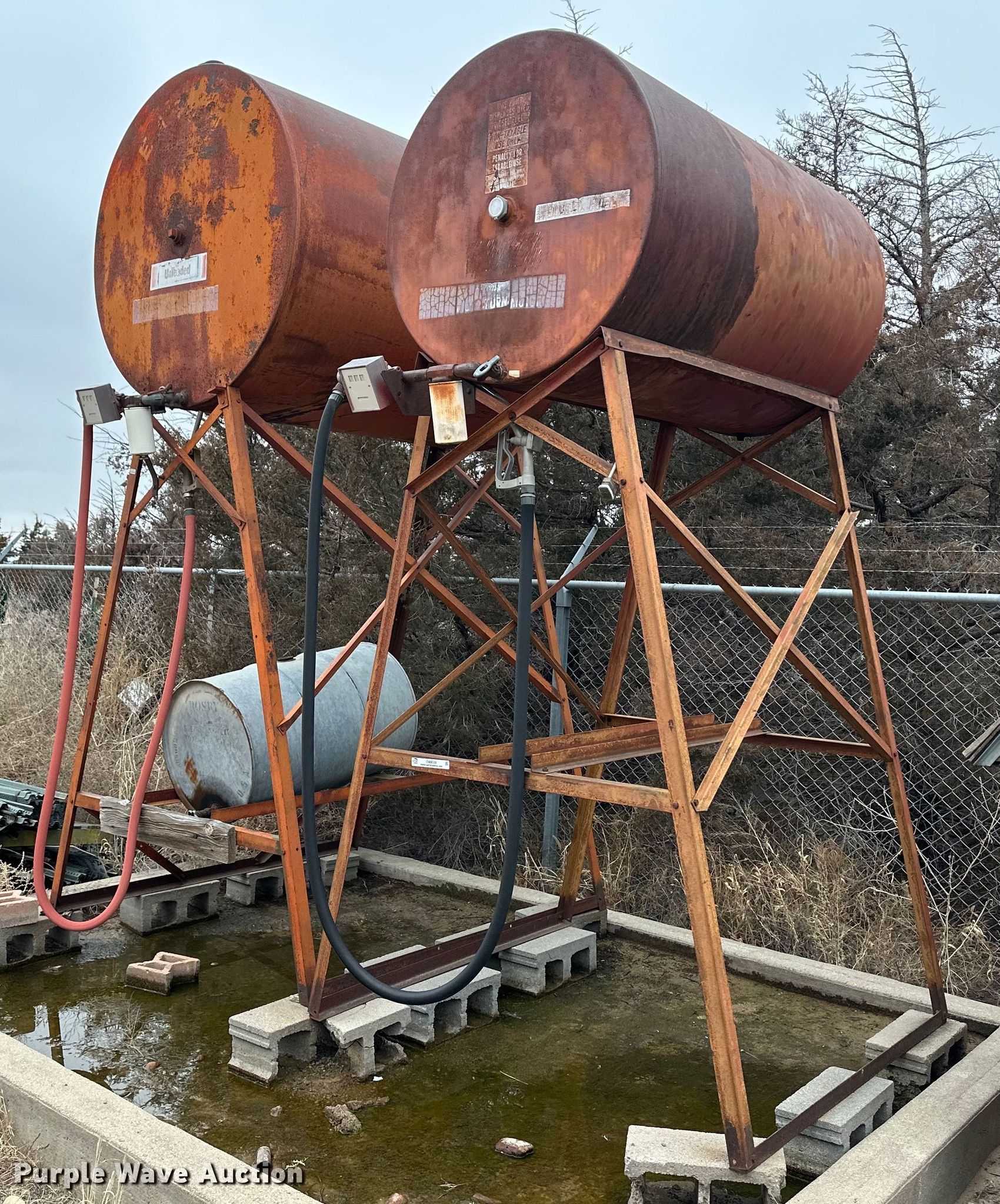 (2) fuel storage tanks in Garden City, KS | Item OA9530 sold | Purple Wave