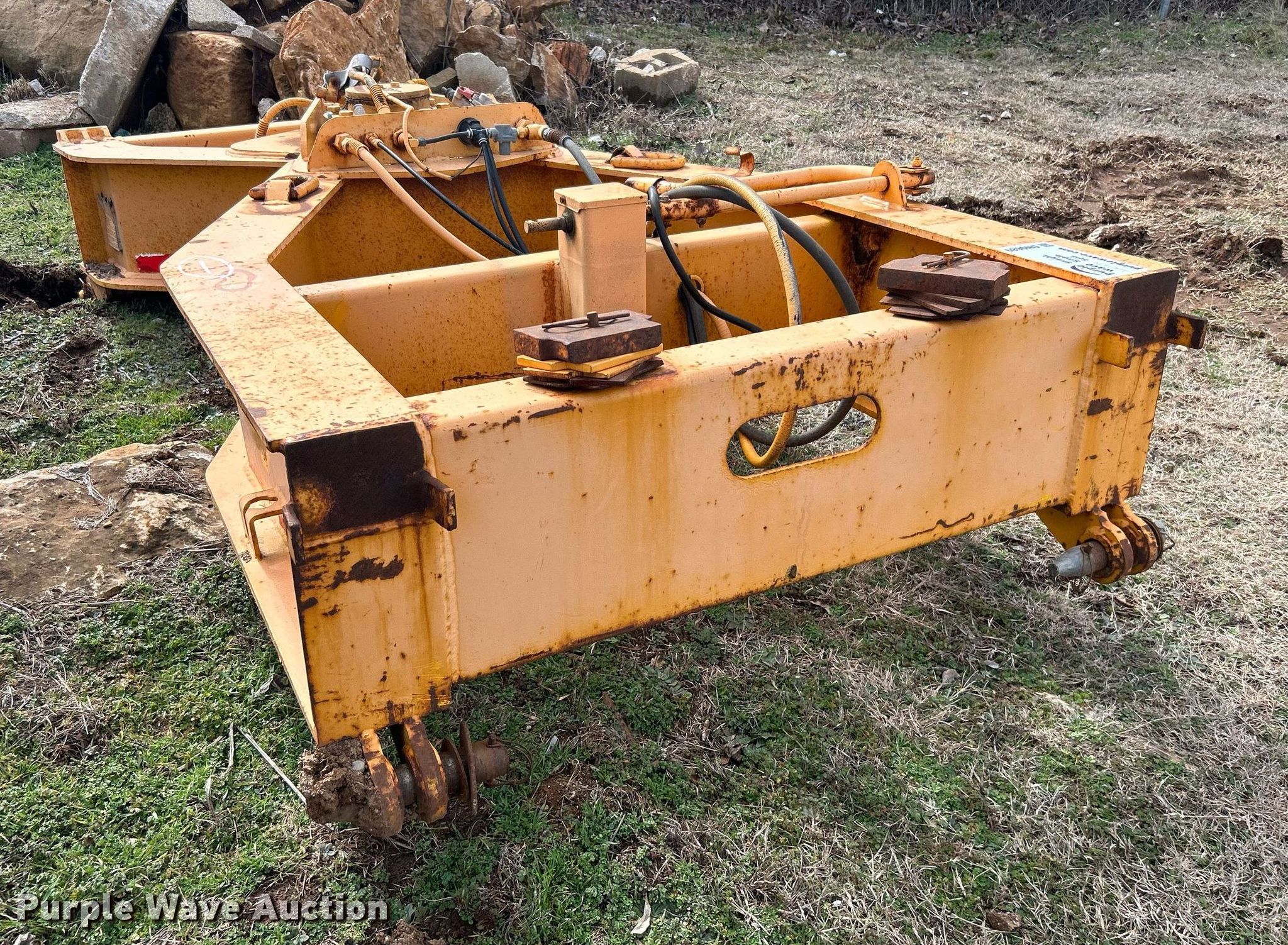 Trail King stinger axle extension in Sand Springs, OK | Item DN0689 ...