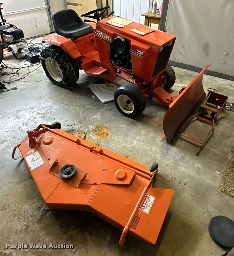 Ingersoll 224 Hydriv lawn mower in Platte City, MO | Item OF9232 sold ...