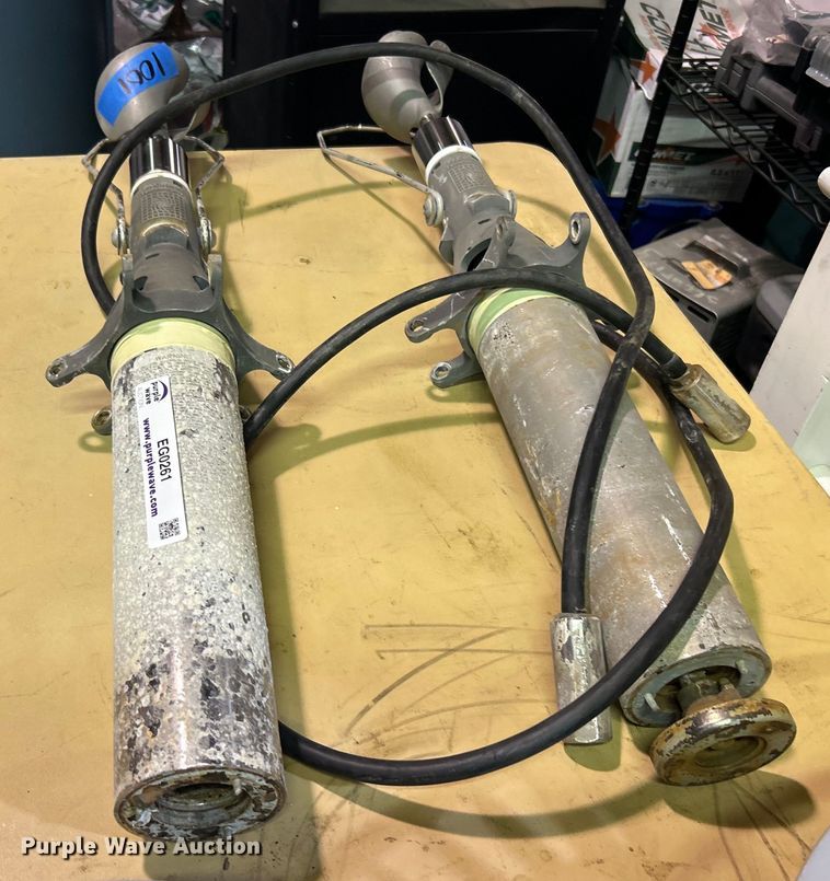 (2) Pax water mixers in Tulsa, OK | Item EG0261 sold | Purple Wave