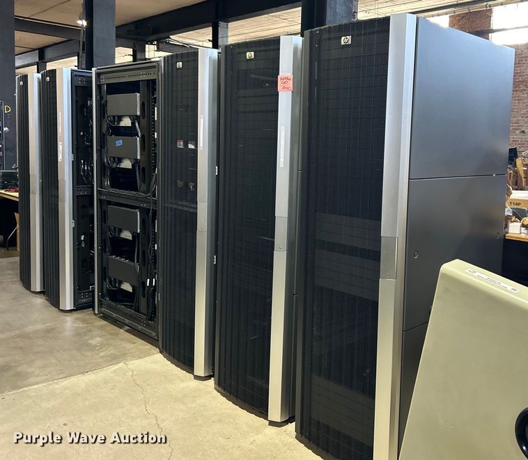 (6) HP server racks in Tulsa, OK | Item EG0275 sold | Purple Wave