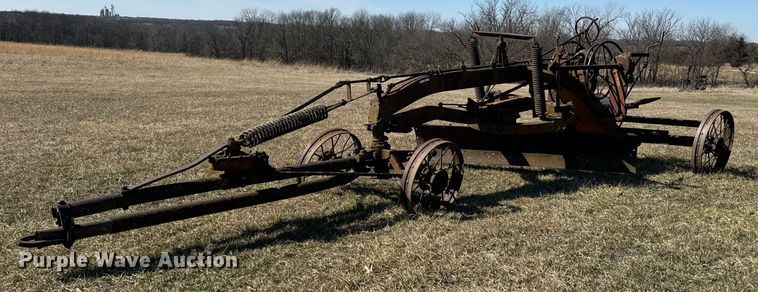 JD Adams 104 pull type grader in Coffey, MO | Item JI9246 for sale ...
