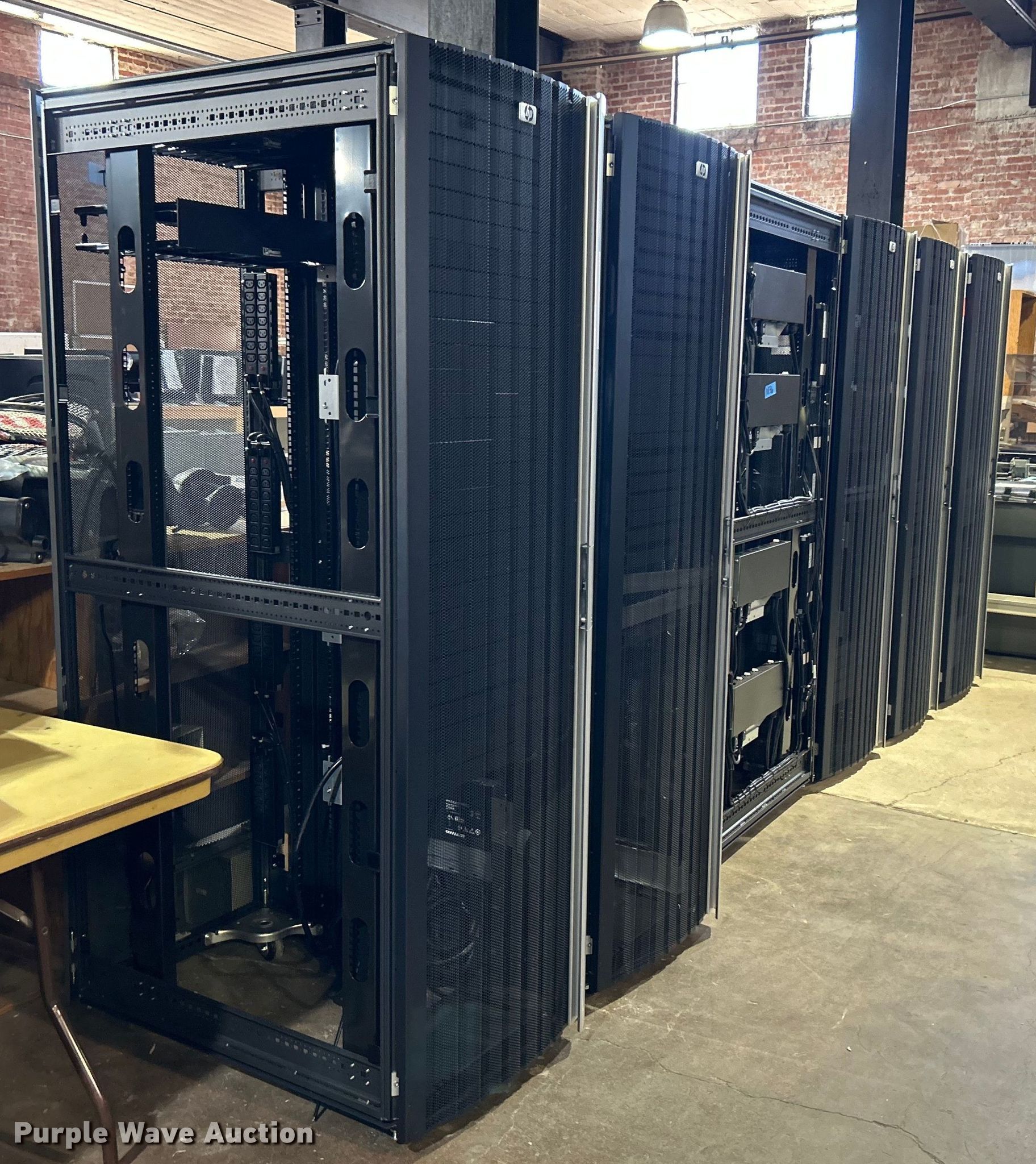 (6) HP server racks in Tulsa, OK | Item EG0275 sold | Purple Wave