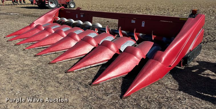 Case 2208 30 N80 DE corn head in Hoxie, KS | Item NJ9361 sold | Purple Wave