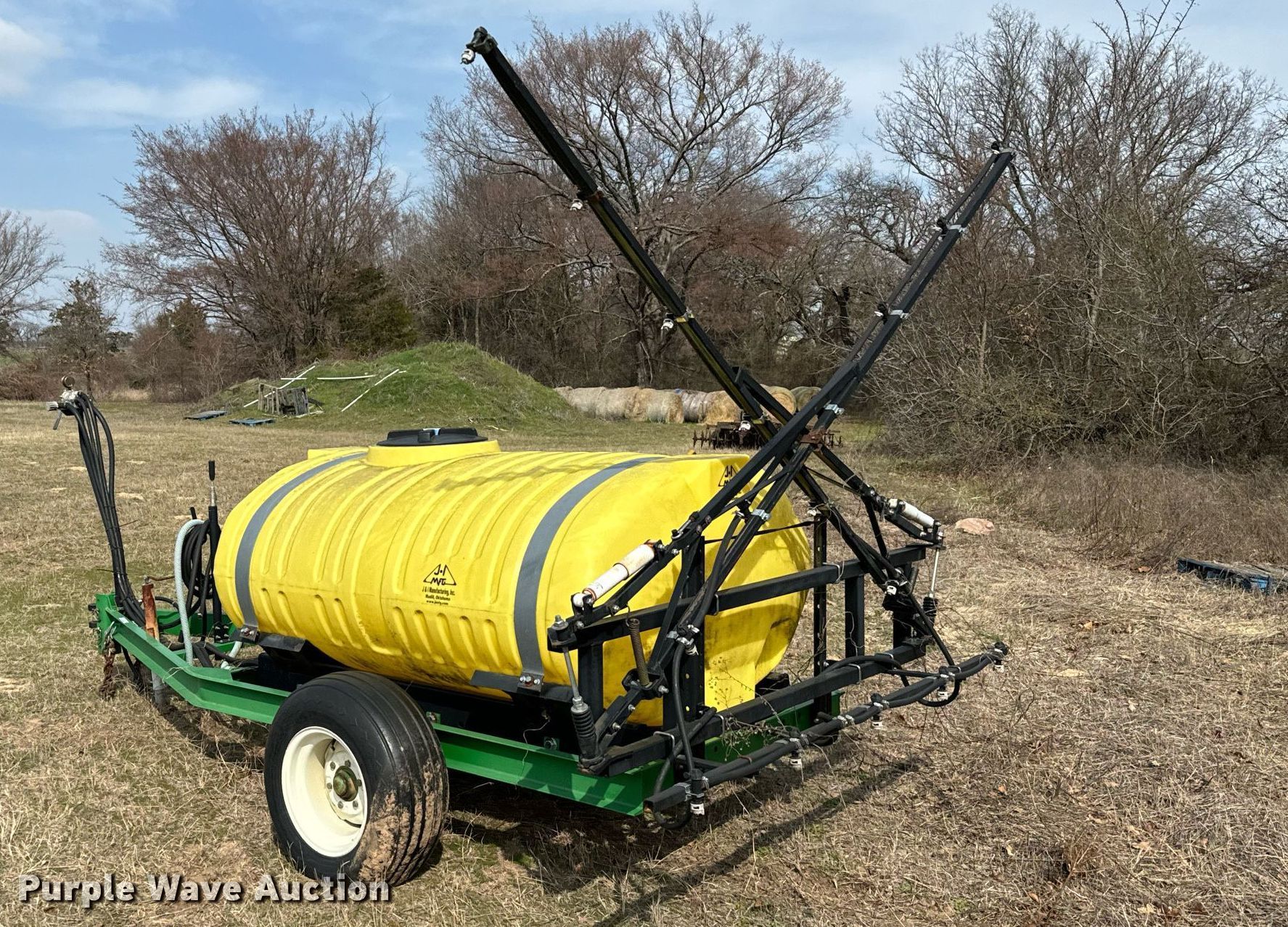 J & I Manufacturing sprayer in Thackerville, OK | Item EJ0243 for sale ...
