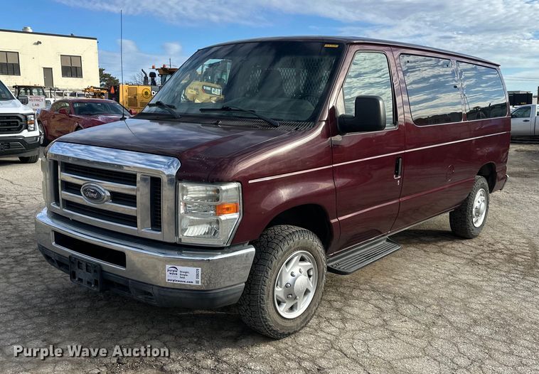 2010 Ford E150 XL van in Topeka, KS | Item DQ6229 for sale | Purple Wave