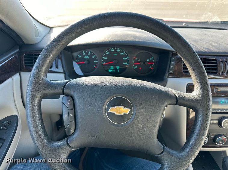 2012 Chevrolet Impala in Topeka, KS | Item DQ6270 sold | Purple Wave