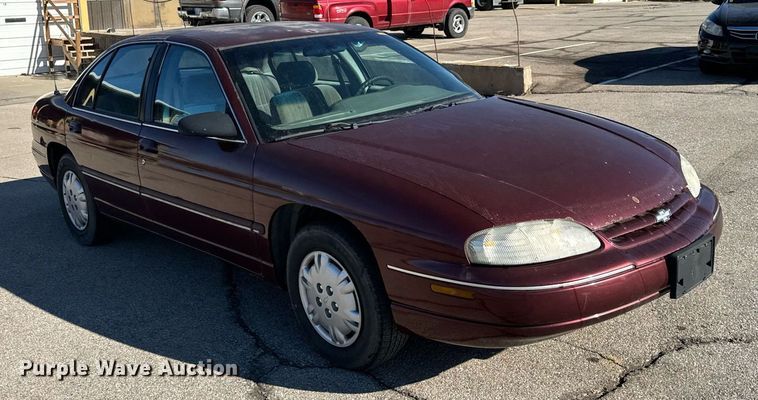 2001 Chevrolet Lumina in Topeka, KS | Item DQ6284 sold | Purple Wave