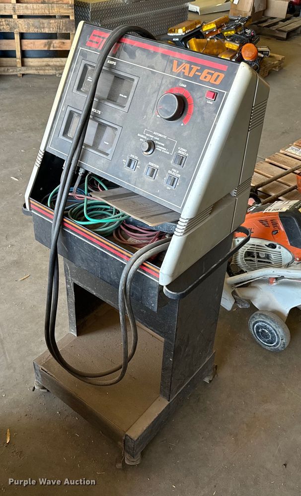 Sun Vat-60 battery tester in Topeka, KS | Item DQ6315 sold | Purple Wave