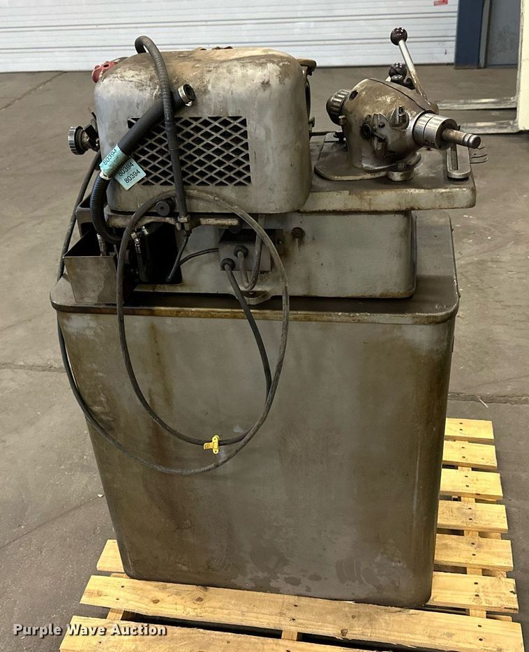 Sioux 645L valve face grinder in Norton, KS | Item NJ9305 sold | Purple ...