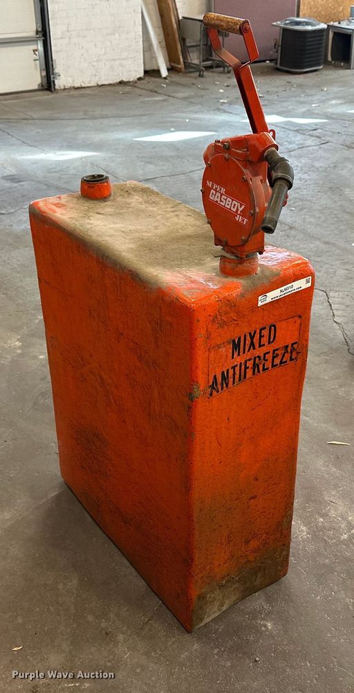 Fiberglass coolant dispenser in Norton, KS | Item NJ9310 for sale ...