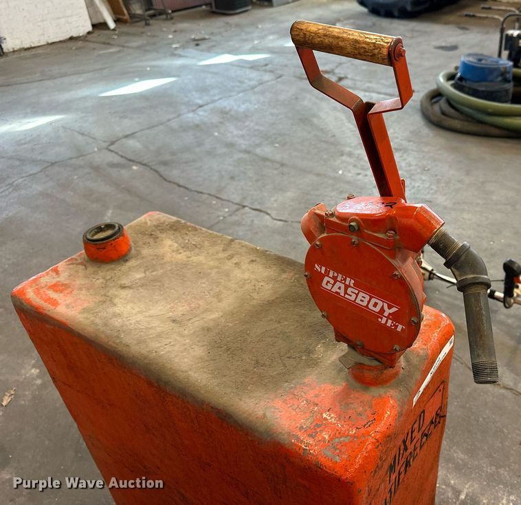 Fiberglass coolant dispenser in Norton, KS | Item NJ9310 for sale ...