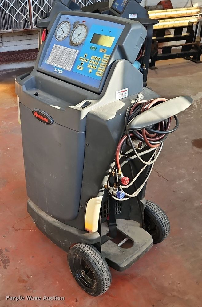 Robinair Cooltech 34788 refrigerant recovery recycling machine in ...