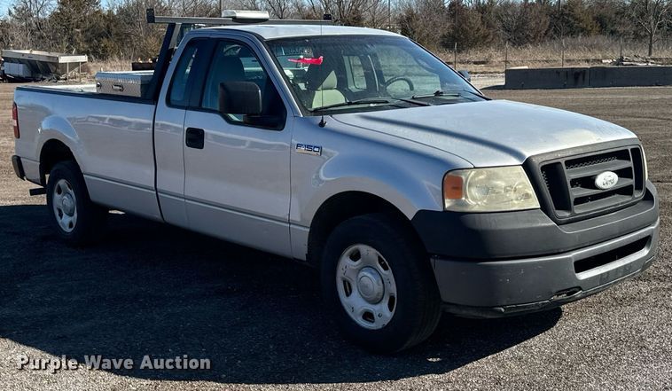 2007 Ford F150 pickup truck in Chanute, KS | Item OJ9519 sold | Purple Wave