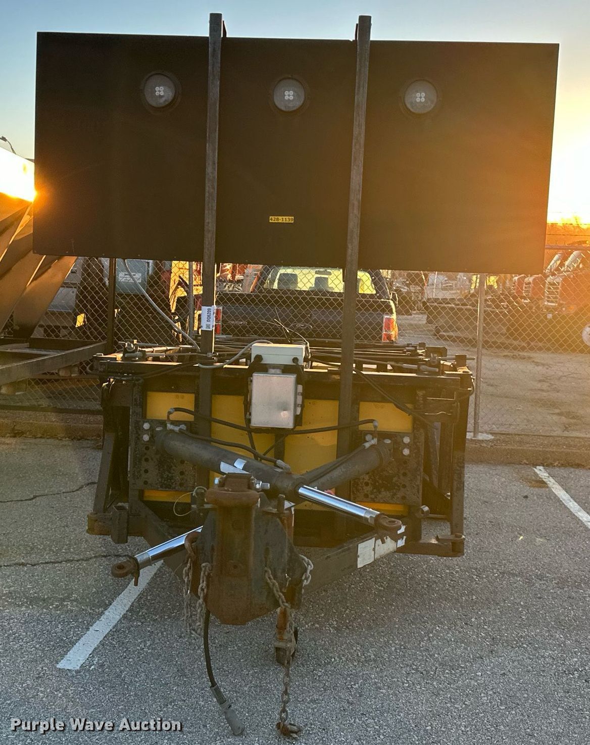 2008 Energy Absorption Systems Safe-Stop TMA9000 crash attenuator in ...