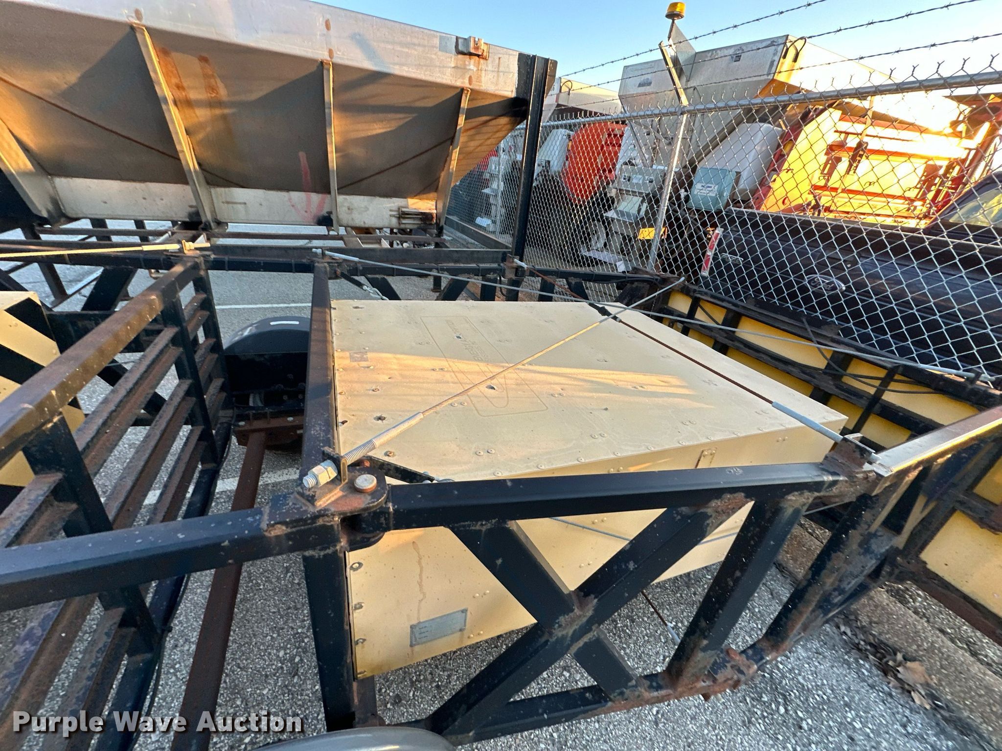 2008 Energy Absorption Systems Safe-Stop TMA9000 crash attenuator in ...